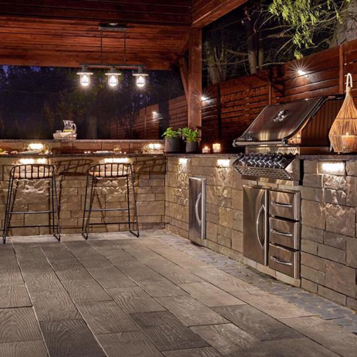Techo-Bloc Brandon Double-Sided Wall Chestnut Brown 180 mm 7-1/16 in. x ...