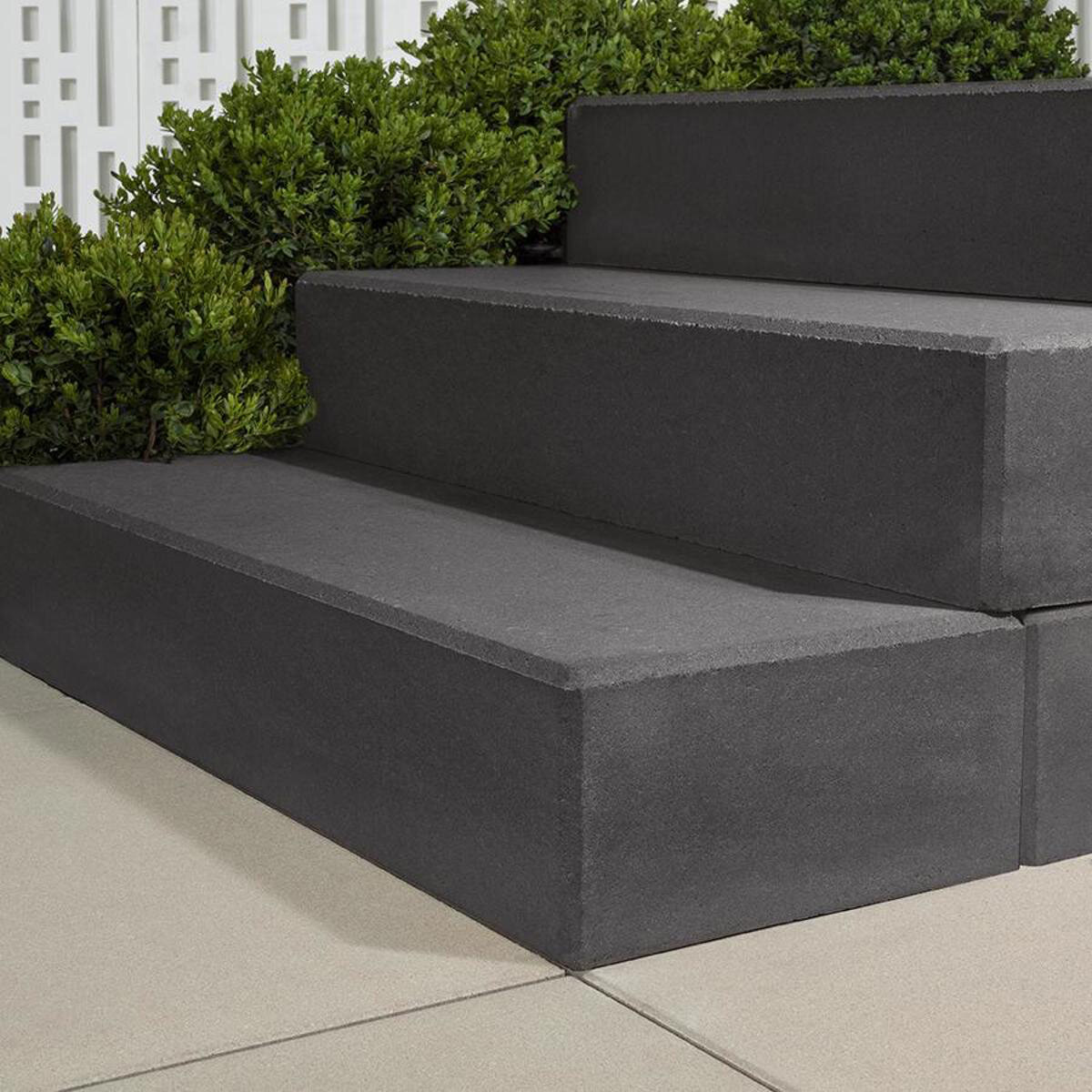 Techo-Bloc Raffinato Step Onyx Black 42 in. x 7-1/16 in. x 14-1/2 in ...