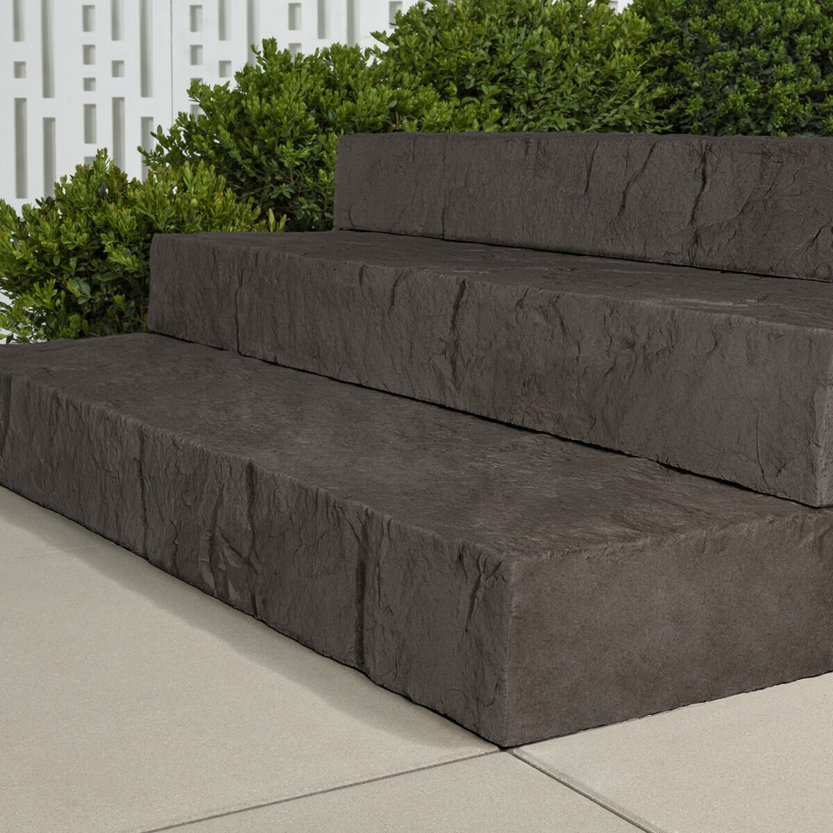 Techo-Bloc Rocka Step Chocolate Brown 60 in. 6 in. x 60 in. x 15-1/4 in. (6 pc./pallet) | SiteOne US