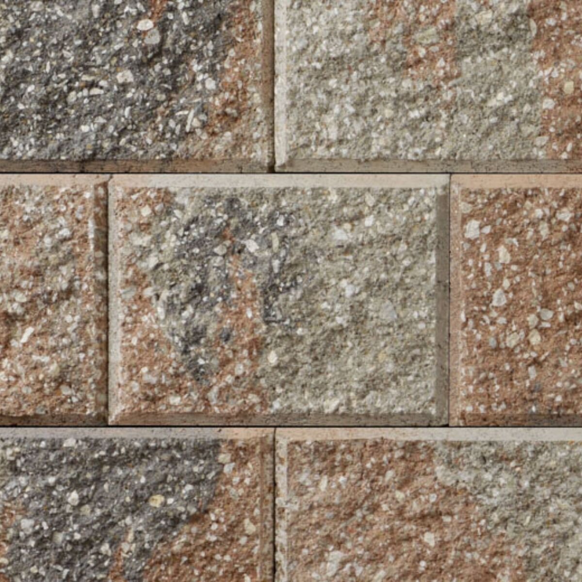 Unilock Pisa 2 Wall Corner River Blend 7-7/8 in. x 5-7/8 in. x 11-7/8 ...