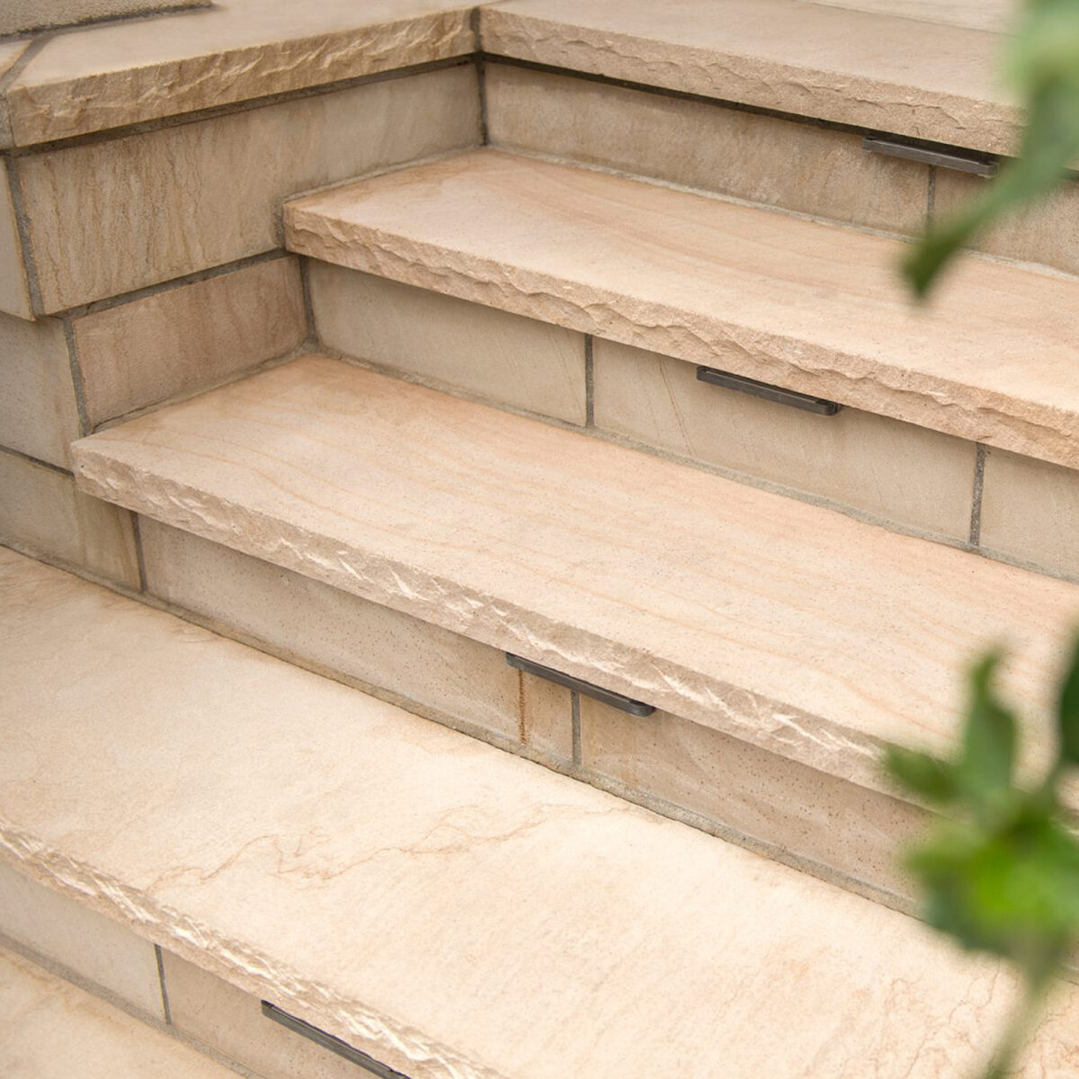 Unilock Natural Stone Indian Coast 24 in. x 24 in. (160 sq. ft./pallet ...
