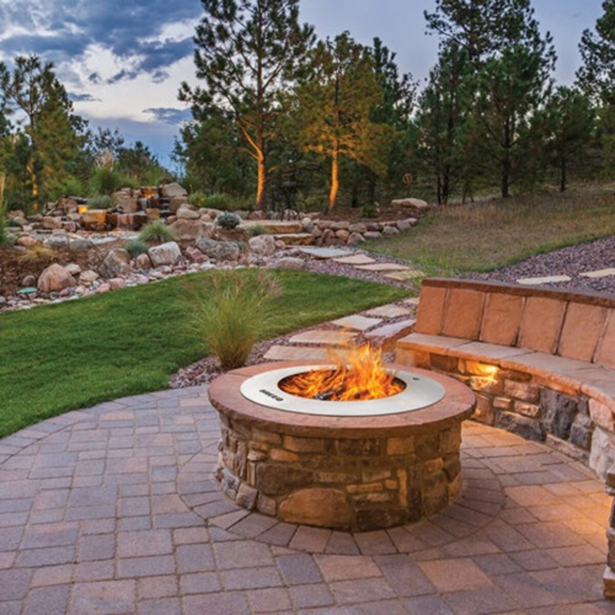 Unilock Zentro Roman Stack Basic Insert w/ Bottom | SiteOne US