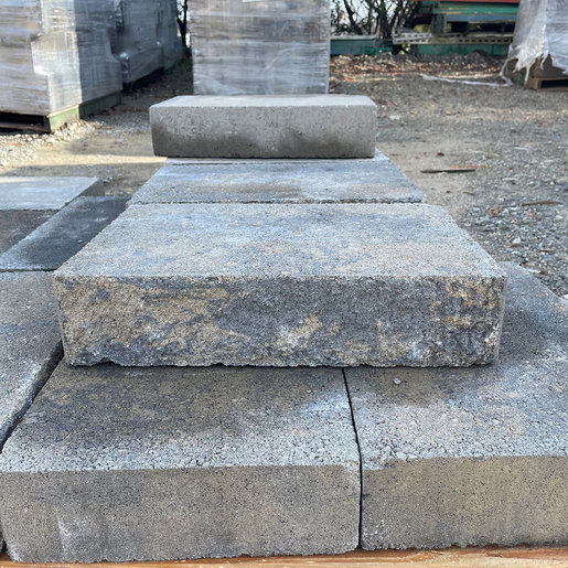 Belgard Diamond Pro Wall Cap Toccoa (64 pc./pallet) | SiteOne