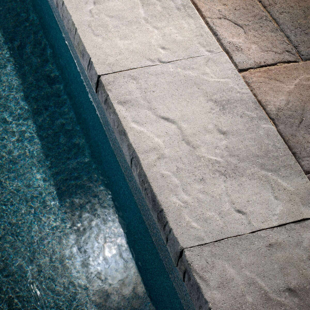 Belgard Coventina Wall Coping Crab Orchard 60 mm (44 pc | SiteOne