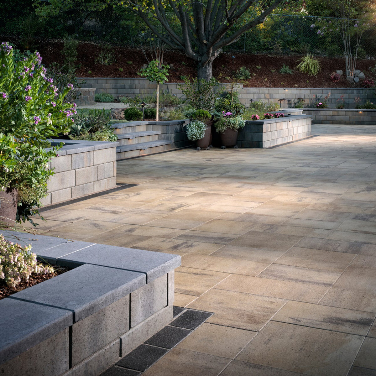 Belgard Melville Tandem Wall Rio (70.1 sq. ft./pallet) | SiteOne