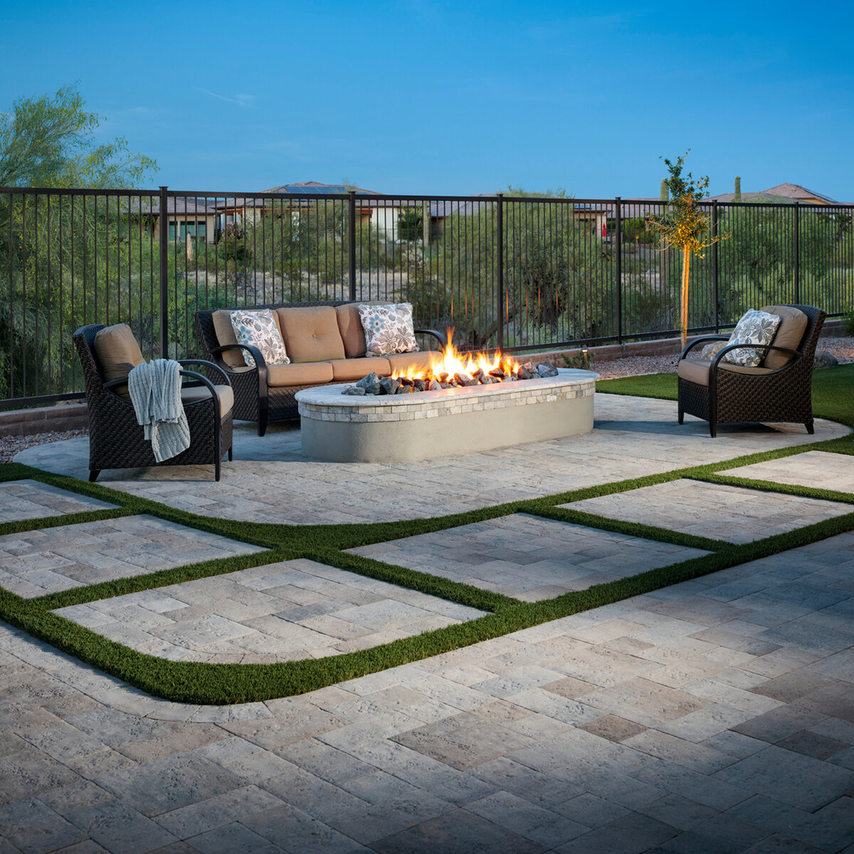 Belgard Travertino Paver 3 pc. Silverado 30mm (192 sq. | SiteOne