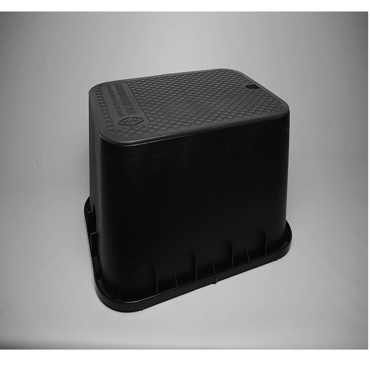 Dura Valve Box Black w/ Black Lid 15 in. x 21 in. x 12 | SiteOne
