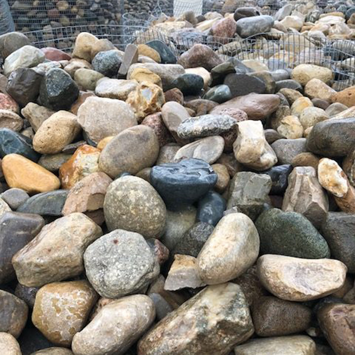 Bulk River Rock Indian Creek 1 - 2 in. | SiteOne