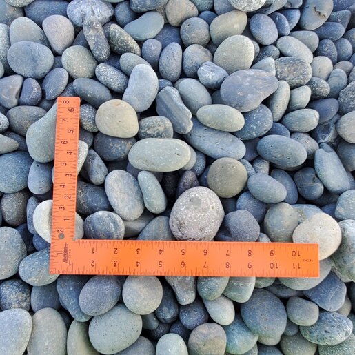 Bagged Mexican Beach Pebbles Black 1 - 2 in. (75 lb. ba | SiteOne