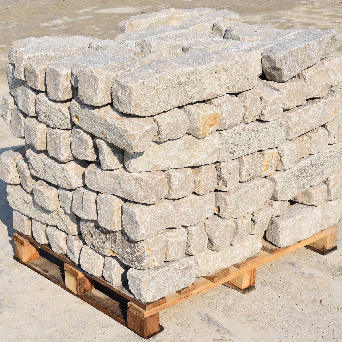 Edgers Fond Du Lac Tumbled 4 in. x 4 in. | SiteOne