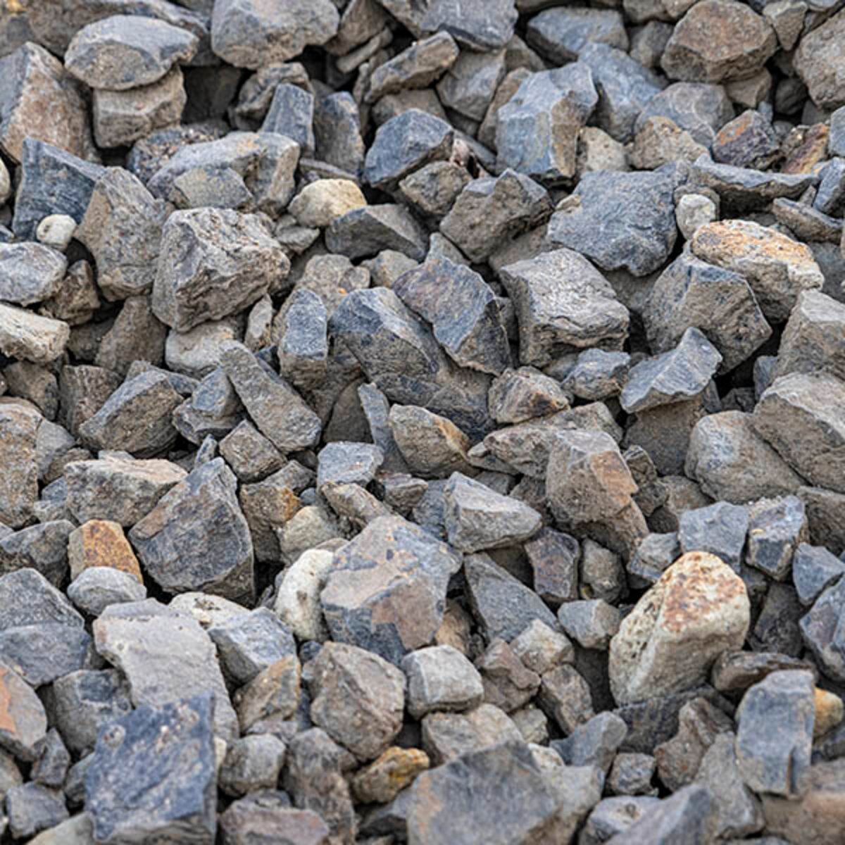 Bulk Basalt Chip Gravel Black 2 in. | SiteOne