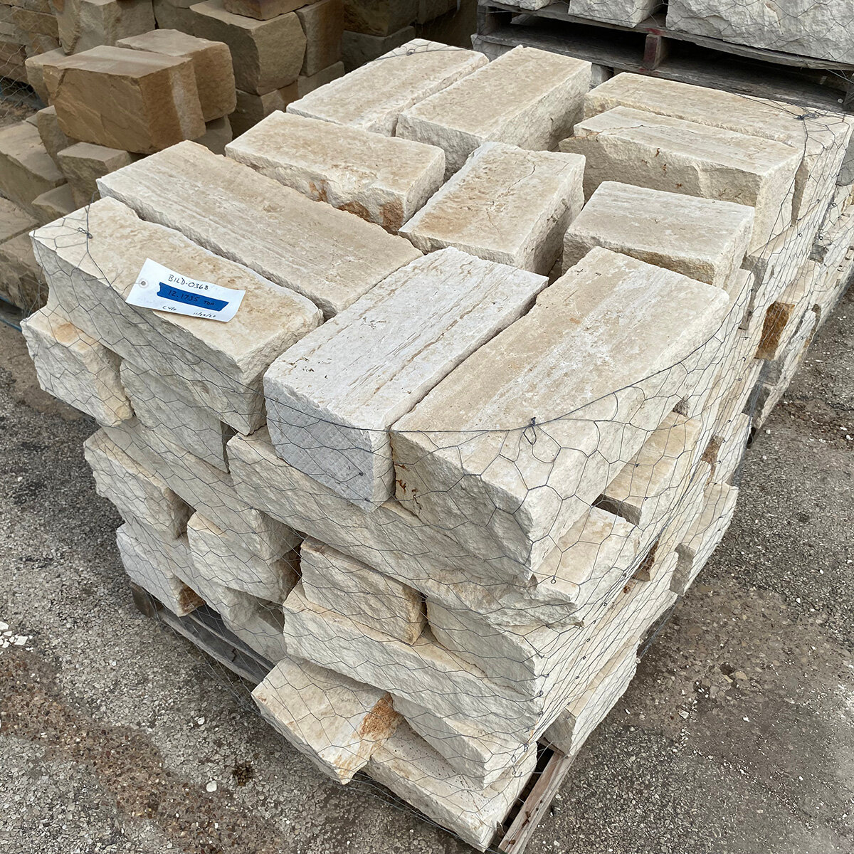 Drywall White Limestone (8 in. Chopped) Sawn 6 in. Thic | SiteOne