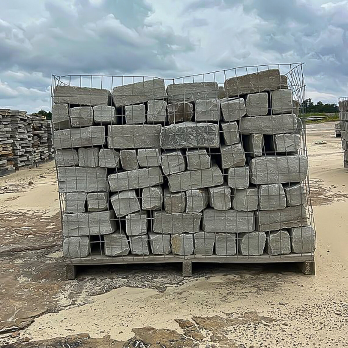 Tennessee Tumbled Cobbles Blue/Gray | SiteOne