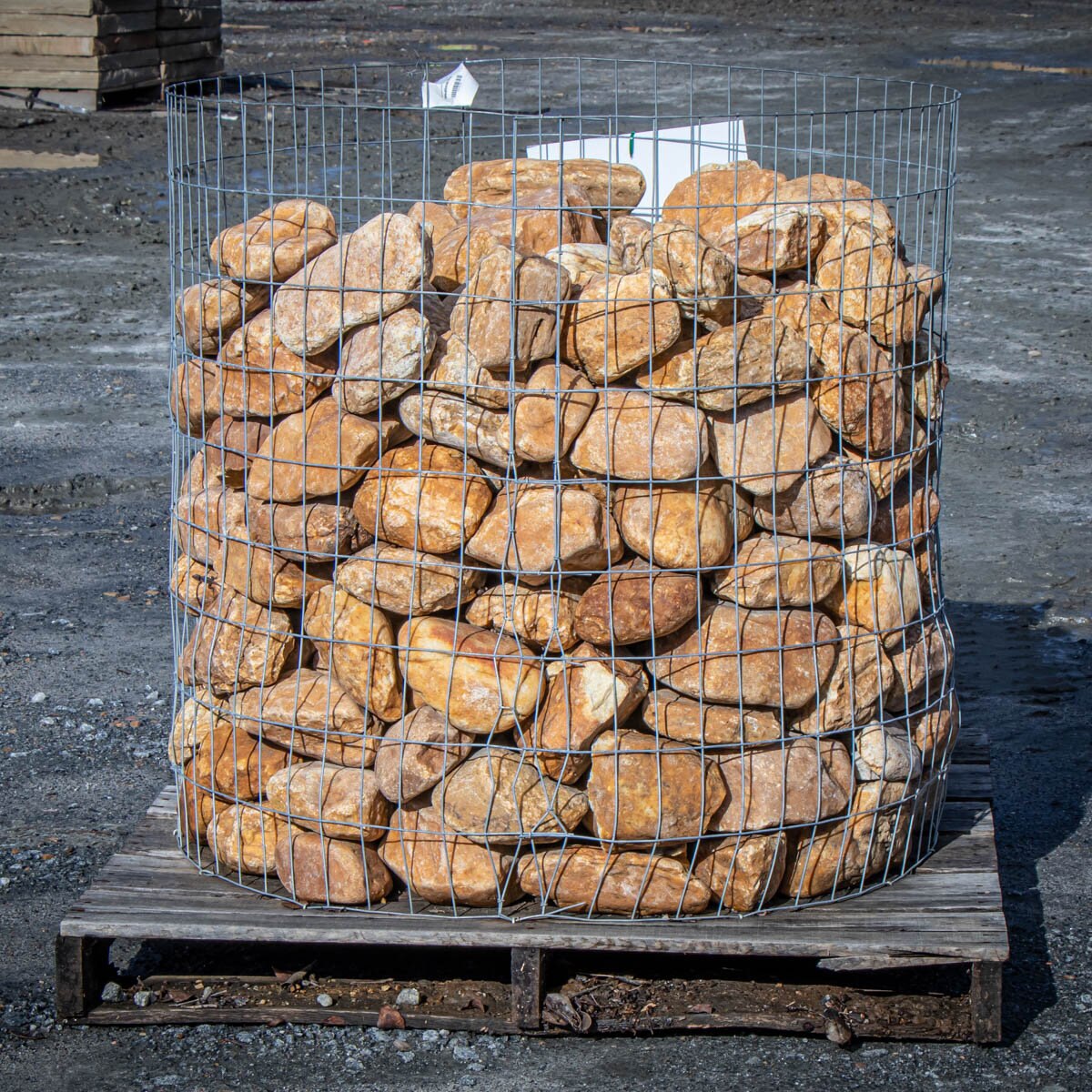 Palletized River Rock Tennessee Weathered | SiteOne