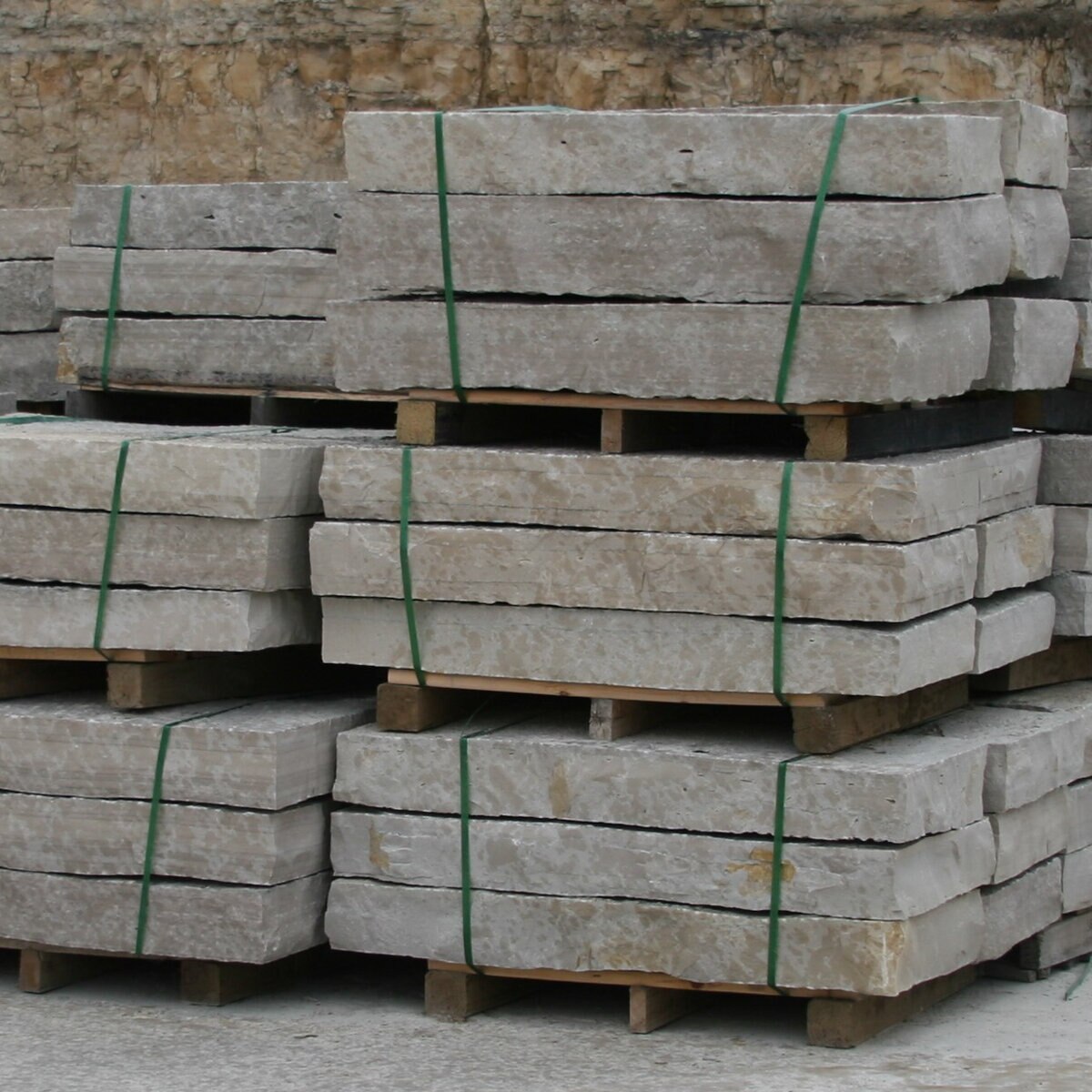 Step Eden Limestone Snapped 6 - 7 in. x 18 in. x 48 in. | SiteOne