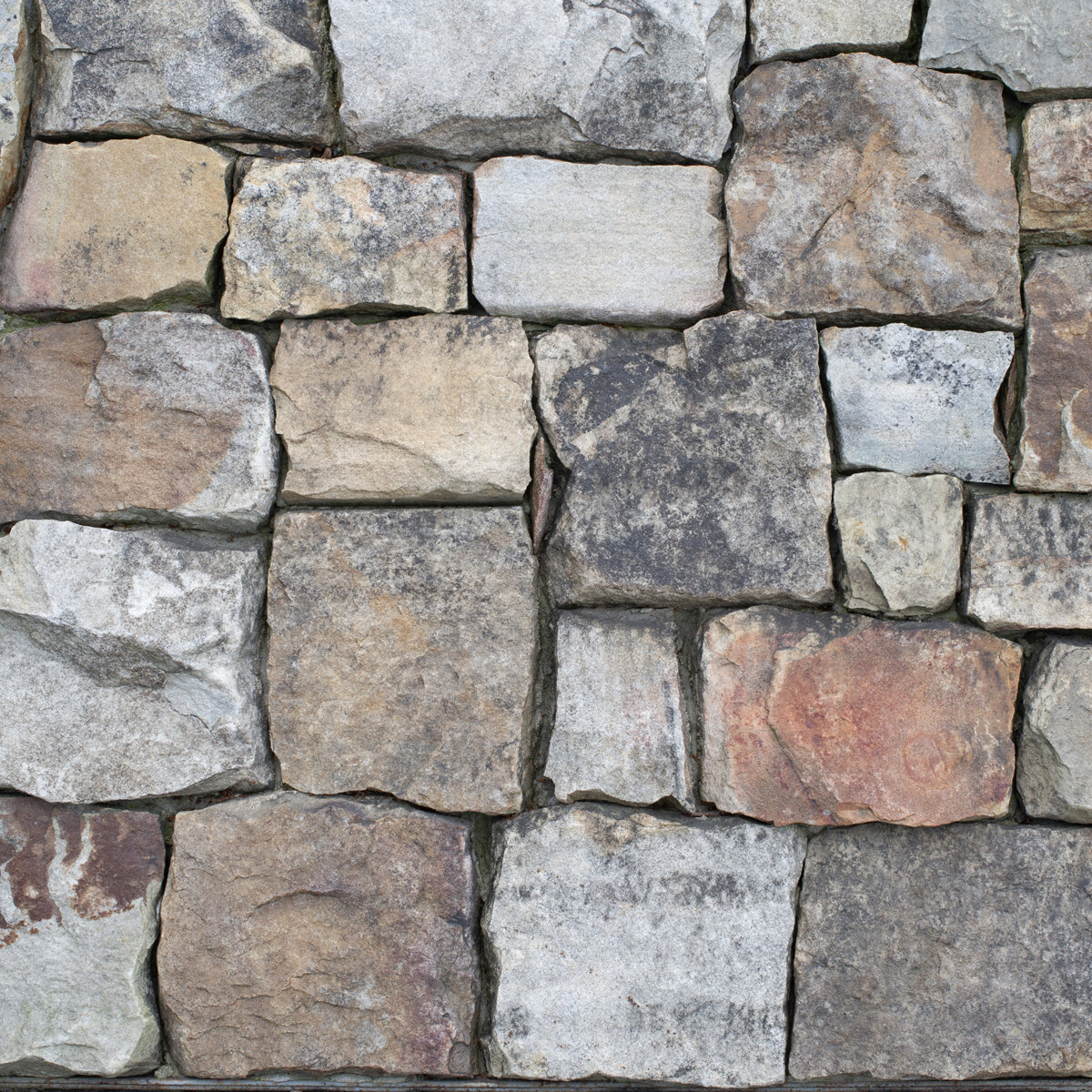 Sawn Thin Veneer Majestic Fieldstone Ashlar Flats | SiteOne