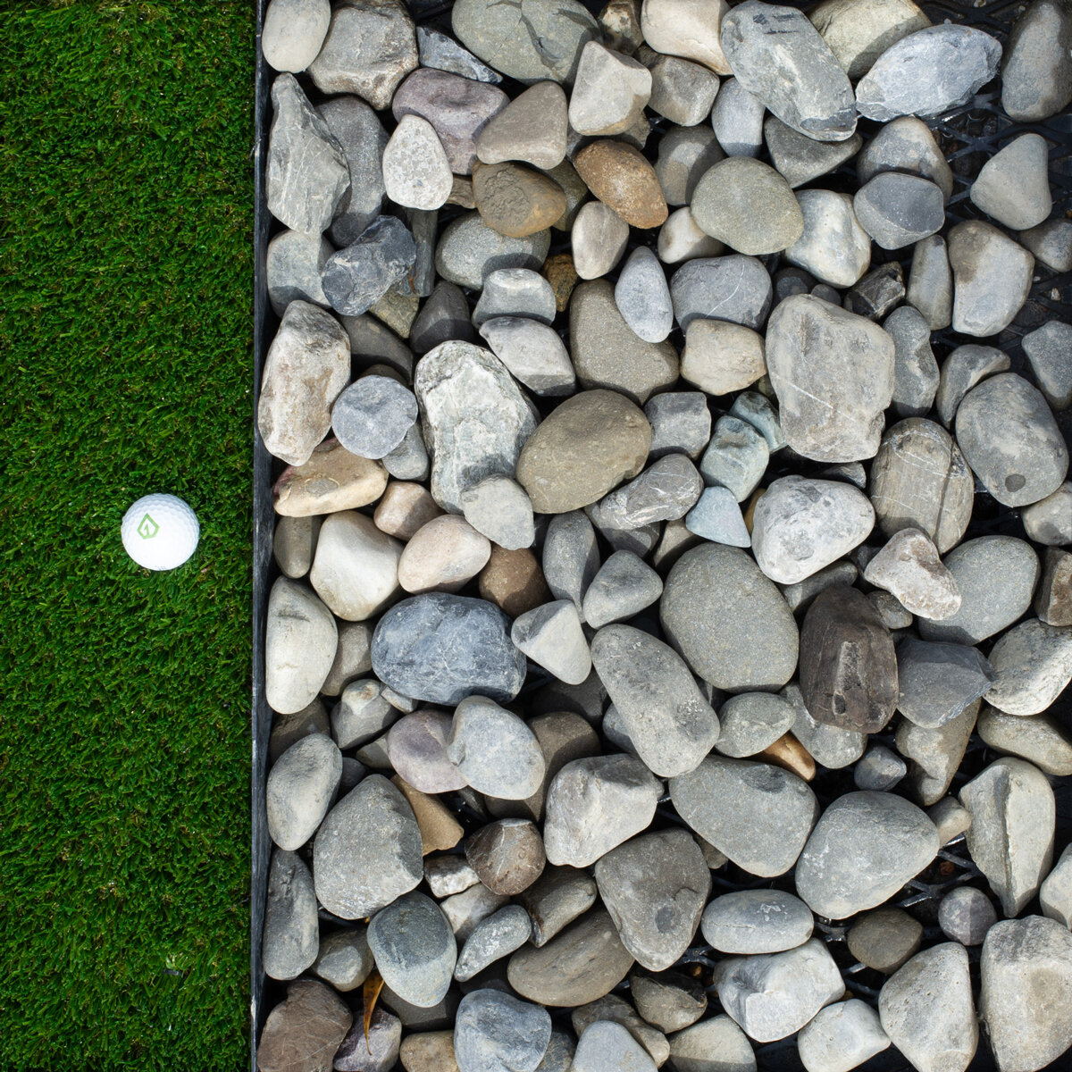 Bulk River Rock Half Moon 1 1/2 - 3 in. | SiteOne