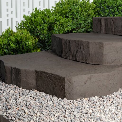 Techo-Bloc Maya Step Slate Chocolate Brown (4 pc./pall | SiteOne