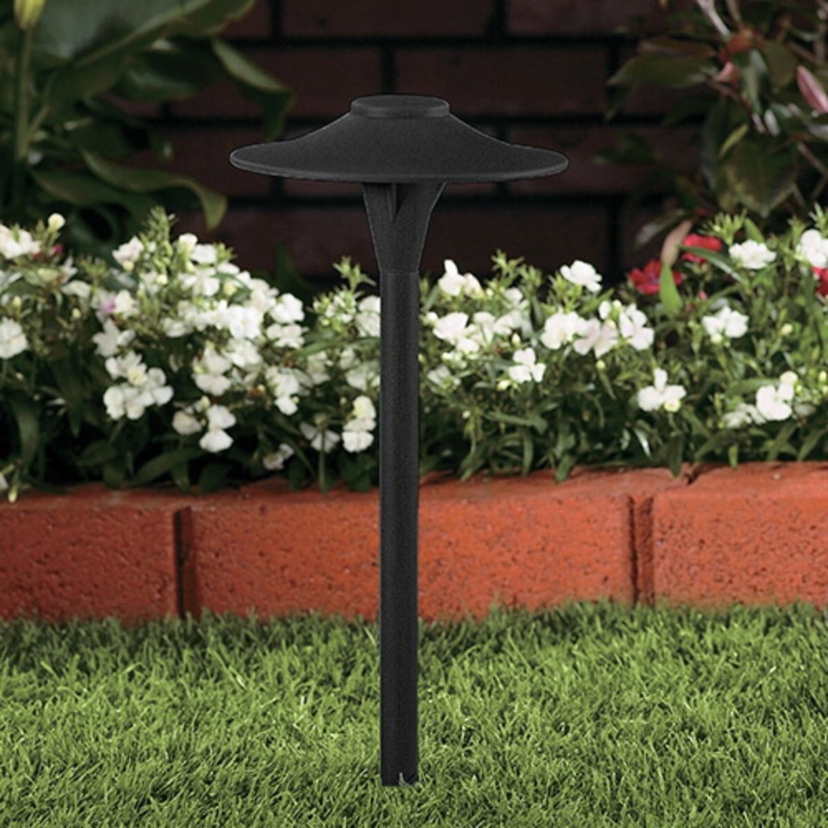 Vista PR-4700 Path Light Aluminum Black Finish 5W 3000K | SiteOne